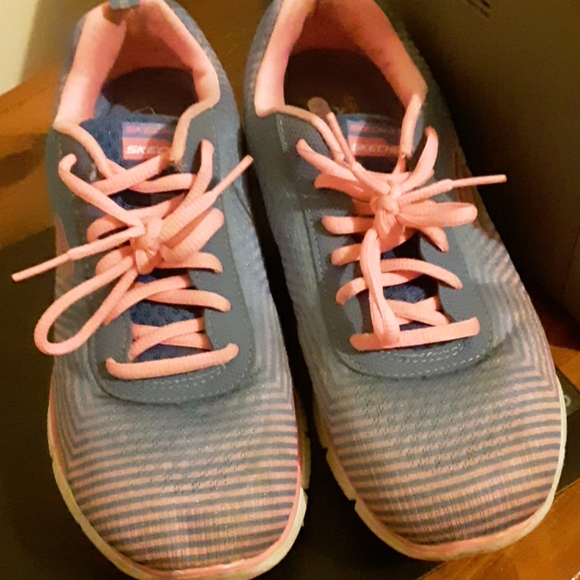 Shoes | Skechers Air Cooled Wm Sneakers | Poshmark